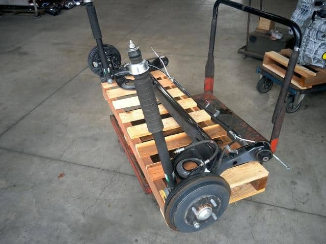 [Used]Rear Axle Beam Assembly NISSAN Note 2020 DAA-HE12 555013VA1B - BE ...