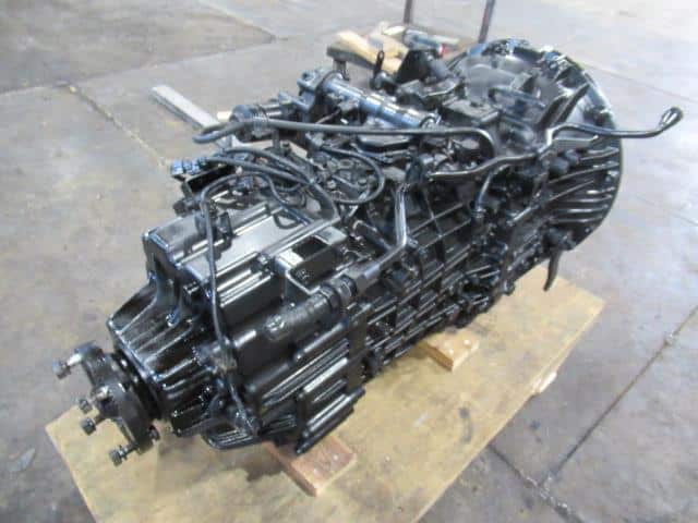 [Used]Manual Transmission Mitsubishi Fuso Fuso largesize car 2013 QKG ...