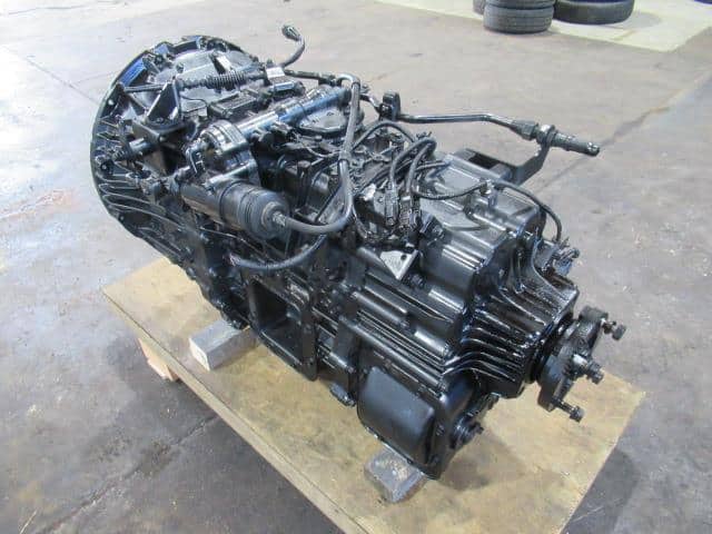 [Used]Manual Transmission Mitsubishi Fuso Fuso largesize car 2013 QKG ...