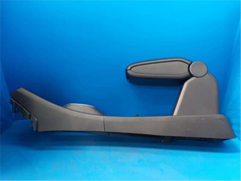 [Used]Console Box NISSAN Tiida 2007 DBA-C11 - BE FORWARD Auto Parts