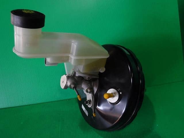[Used]Brake Master Cylinder TOYOTA Vitz 2009 DBA-KSP90 4720152250 - BE ...