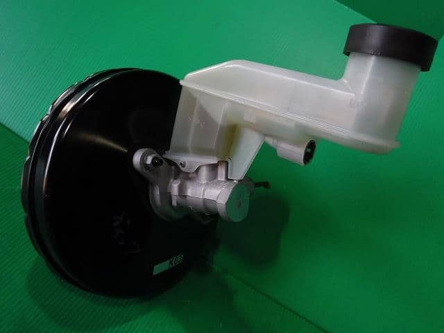 [Used]Brake Master Cylinder TOYOTA Vitz 2009 DBA-KSP90 4720152250 - BE ...