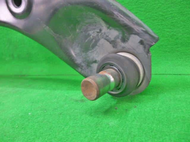 [Used]Front Right Lower Control Arm MAZDA Axela 2018 LDA-BM2FS ...