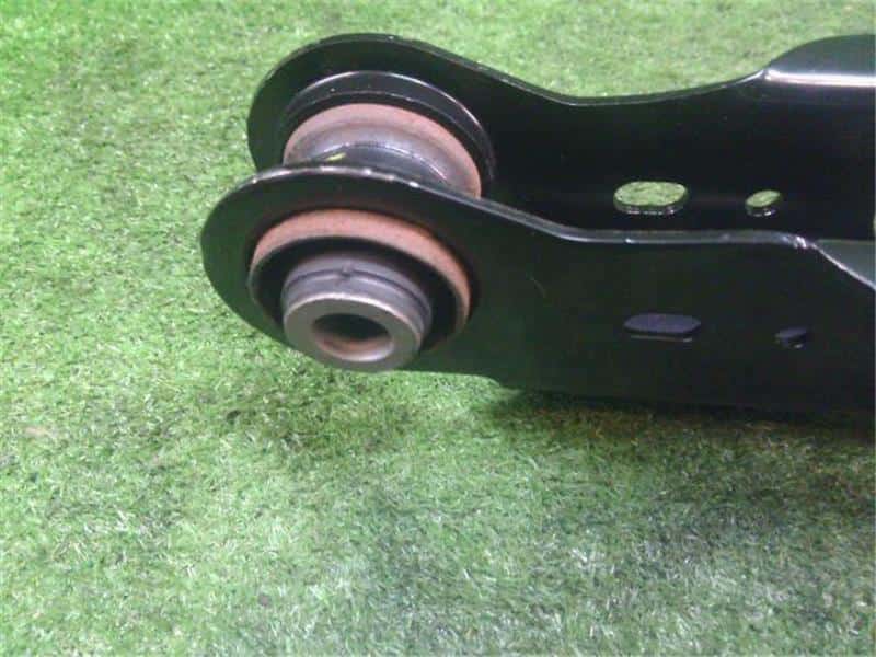 [Used]Rear Right Lower Control Arm TOYOTA Prius 2022 6AA-ZVW55 ...