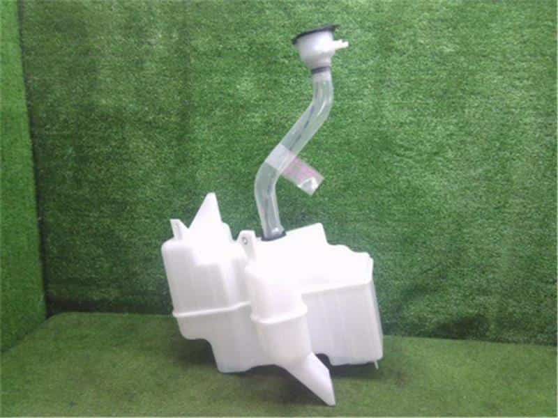 [Used]Windshield Washer Reservoir Tank TOYOTA Prius 2022 6AA-ZVW55 ...