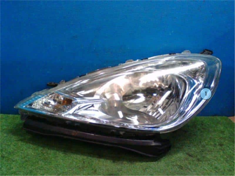 [Used]Left Headlight HONDA Fit 2010 DAA-GP1 33150TF0J71 - BE FORWARD ...