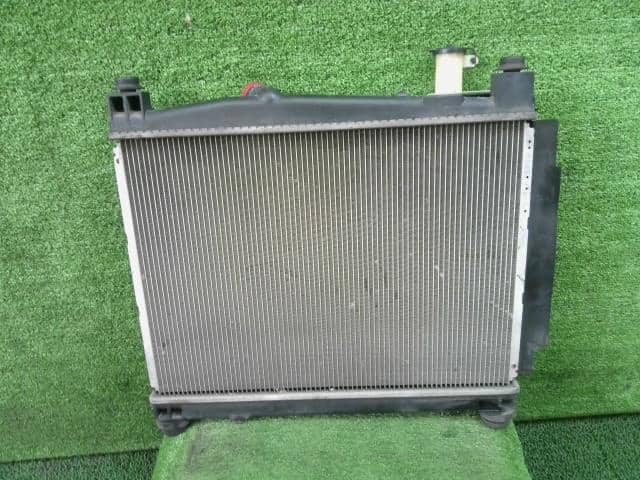 [Used]Radiator TOYOTA Sienta 2007 DBA-NCP81G 1640021220 - BE FORWARD ...