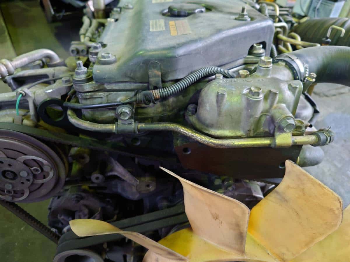 [Used]4HL1-1 Engine Isuzu elf February, 2005 PB-NKR81A best output 96 ...