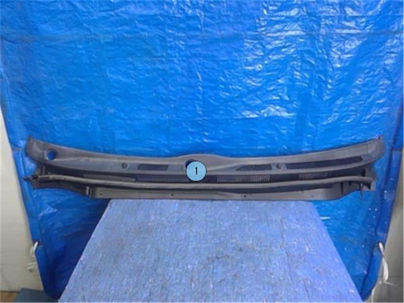 [Used]Cowl Top Panel TOYOTA Hiace Van 2007 KR-KDH205V 5570826090 - BE ...