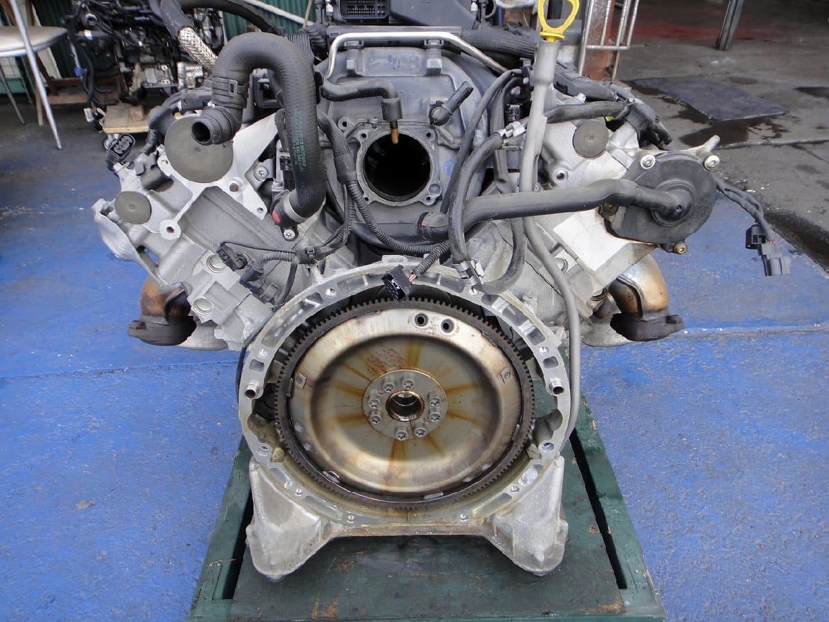 [Used]Mercedes-Benz W212 E350 Engine body model DBA-212056C. The model ...