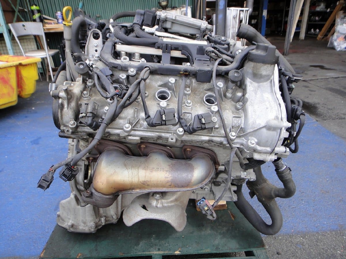 [Used]Mercedes-Benz W212 E350 Engine body model DBA-212056C. The model ...