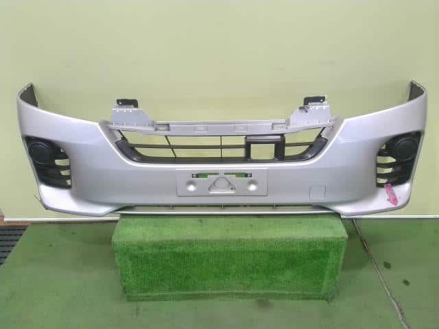 [Used]Front Bumper NISSAN Nv350 caravan 2018 CBF-VR2E26 620225YE2A - BE ...