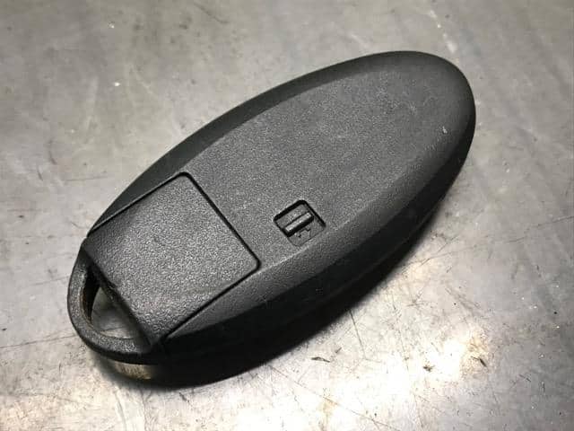 [Used]Keyless Entry Remote Control Key NISSAN Fuga 2011 DAA-HY51 - BE ...