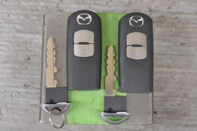 [Used]Keyless Entry Remote Control Key MAZDA Demio DBA-DEJFS - BE ...