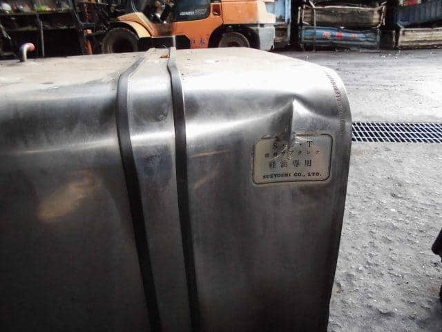 [Used]Fuel Tank NISSAN UD CONDOR 2001 KK-MK252H - BE FORWARD Auto Parts