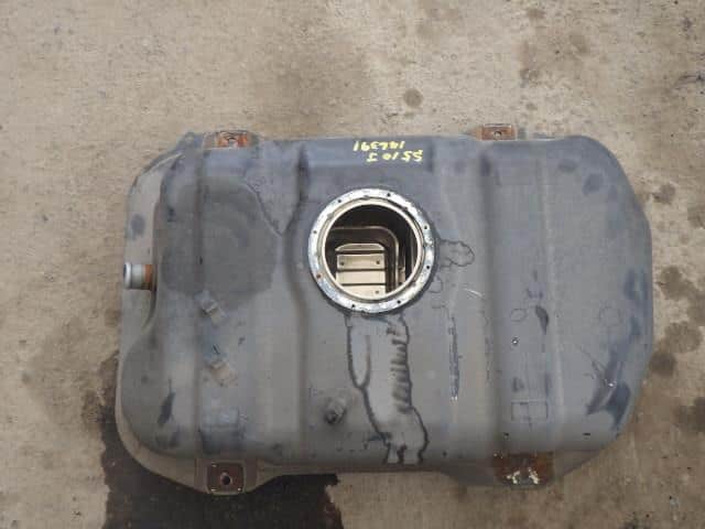 [Used]Fuel Tank SUBARU Sambar 2016 EBD-S510J 77001B5190 - BE FORWARD ...