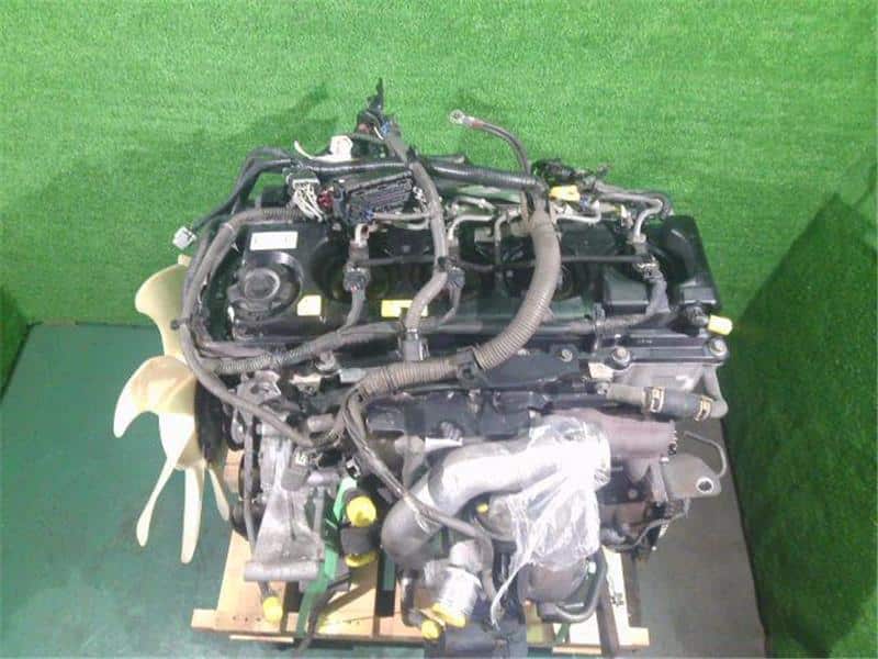 [Used]ZD30DDTI Engine NISSAN CARAVAN 2009 ADF-CWMGE25 10102VZ20B - BE ...