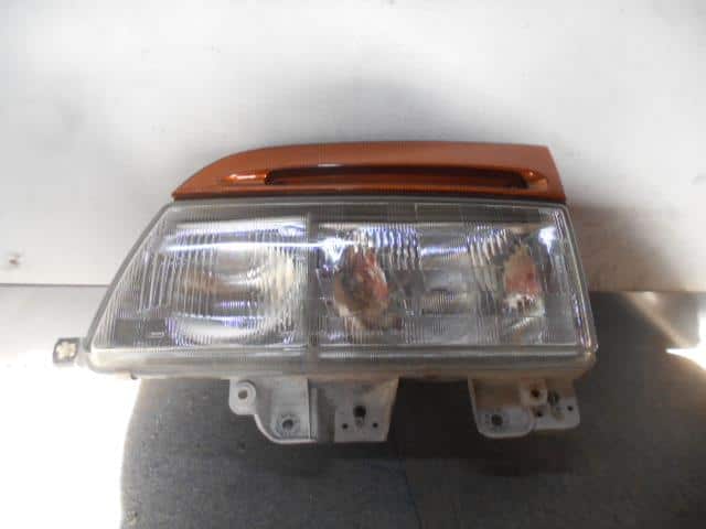 [Used]Left Headlight ISUZU 2001 KK-NHS69EAV 8972071211 - BE FORWARD ...