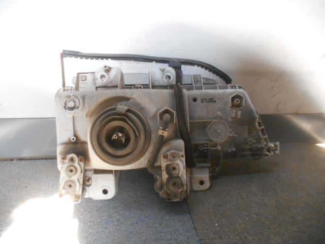 [Used]Left Headlight ISUZU 2001 KK-NHS69EAV 8972071211 - BE FORWARD ...