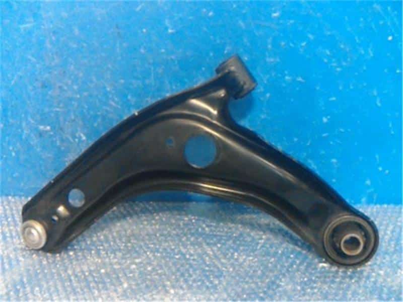 [Used]Front Right Lower Control Arm TOYOTA Vitz 2017 DAA-NHP130 ...