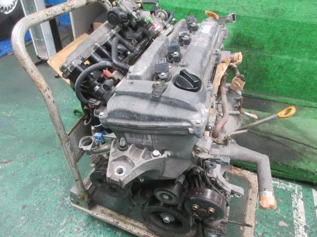 [Used]1AZ-FSE Engine TOYOTA Noah 2005 CBA-AZR60G 1900028330 - BE FORWARD Auto Parts
