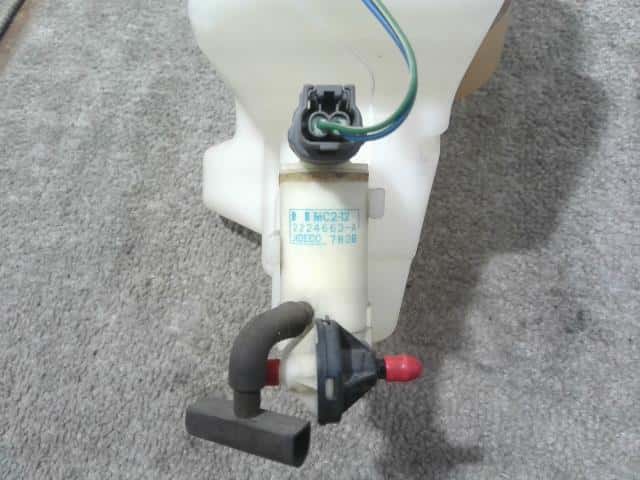 [Used]Windshield Washer Tank MAZDA Demio 2007 DBA-DE3FS - BE FORWARD ...