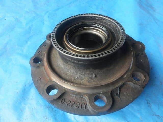 [Used]Rear Wheel Hub ISUZU ISUZU LARGESIZE CAR 2015 QKG-CXY77AJ ...