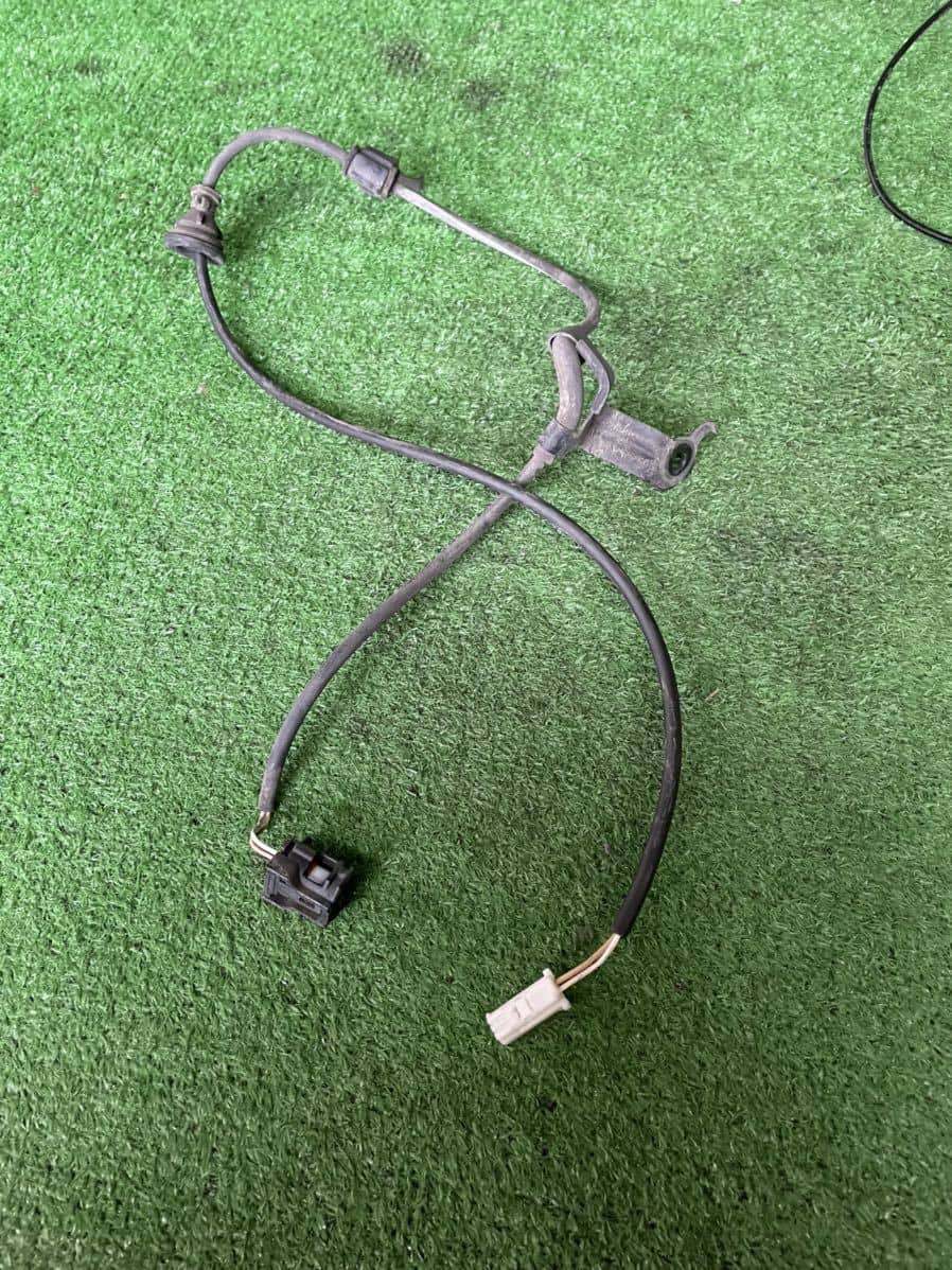 [Used]32 Toyota NHP10 Aqua Rear Left ABS sensor harness wiring yellow ...