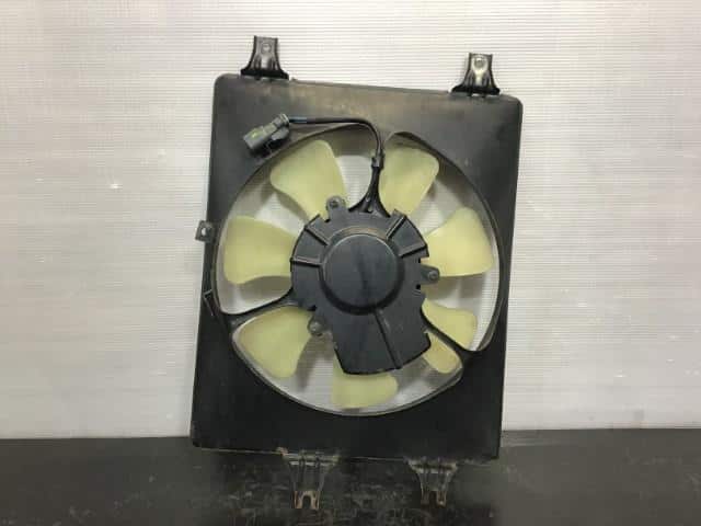 [Used]Radiator Cooling Fan HONDA Step Wagon 1999 GF-RF1 38616P3G003 ...