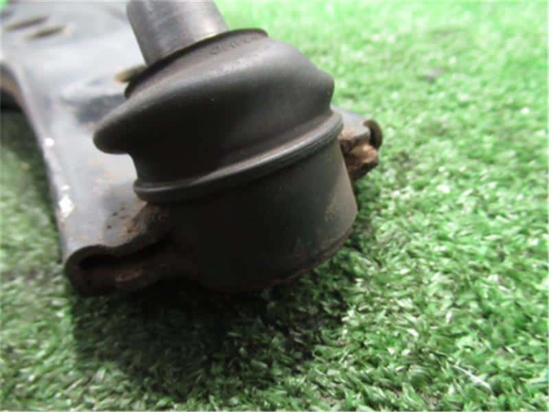 [Used]Front Right Lower Control Arm TOYOTA Passo 2005 DBA-KGC10 48068B1070 - BE FORWARD Auto Parts