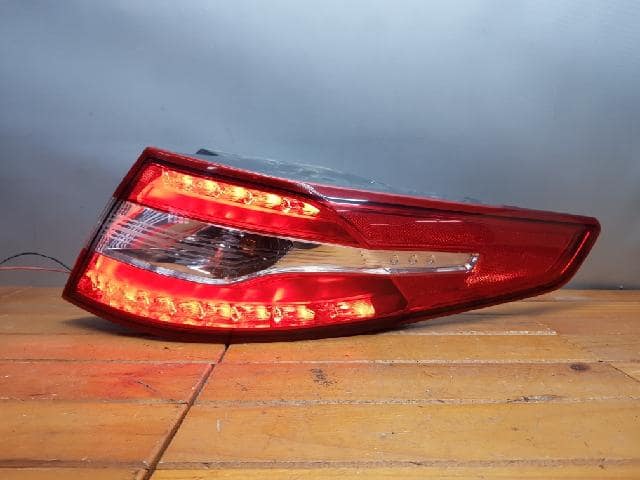 [Used] Right Tail Light KIA Optima Hybrid 2012 92209 CG000 - BE FORWARD ...