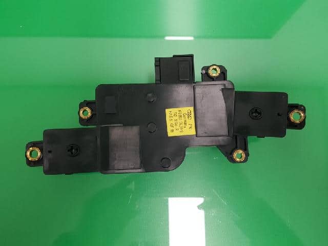 [Used] Car Fan Goods AUDI A8 2006 4E0 827 383 - BE FORWARD Auto Parts