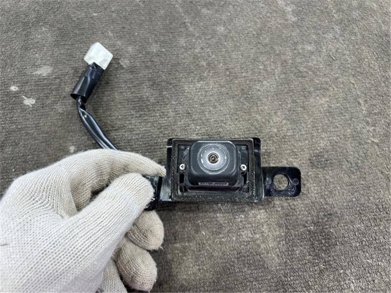 [Used]Backup Camera TOYOTA Harrier 2005 DAA-MHU38W 8679048020 - BE ...