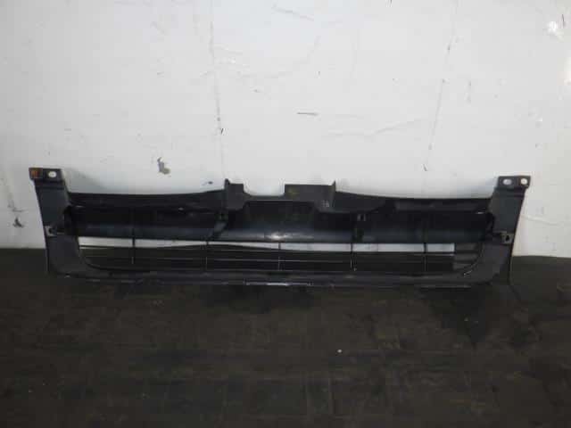 [Used]Radiator Grille TOYOTA Hiace 2004 KR-KDH200V 5311126340 - BE ...