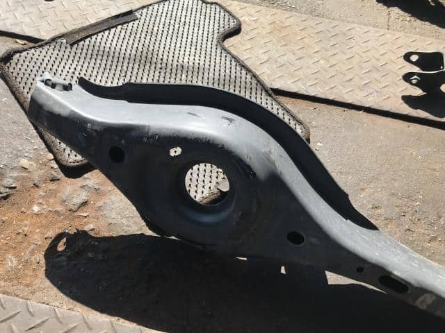 [Used]Rear Right Lower Control Arm MAZDA Axela 2014 DBA-BM5FS ...