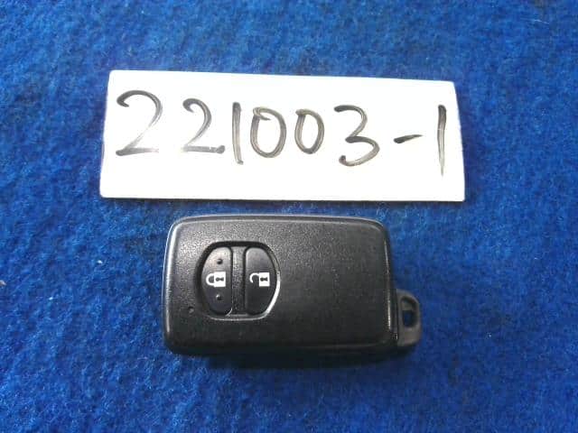 [Used]Keyless Entry Remote Control Key TOYOTA Vitz 2012 DBA-NSP130 - BE ...