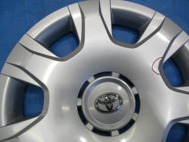 [Used]Wheel Cover TOYOTA Hiace 2015 CBF-TRH200V 4260226040 - BE FORWARD ...