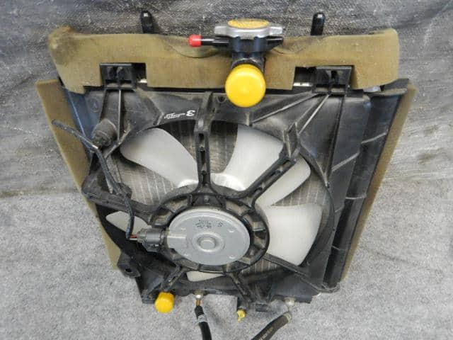 [Used]Radiator TOYOTA Passo 2014 DBA-KGC30 16400B1300 - BE FORWARD Auto ...