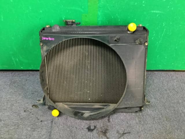 [Used]Radiator TOYOTA Toyoace 2001 GE-YY101 1640073461 - BE FORWARD ...