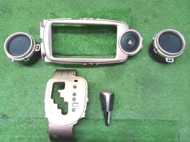 [Used]Instrument Panel TOYOTA Vitz 2013 DBA-NSP135 - BE FORWARD Auto Parts