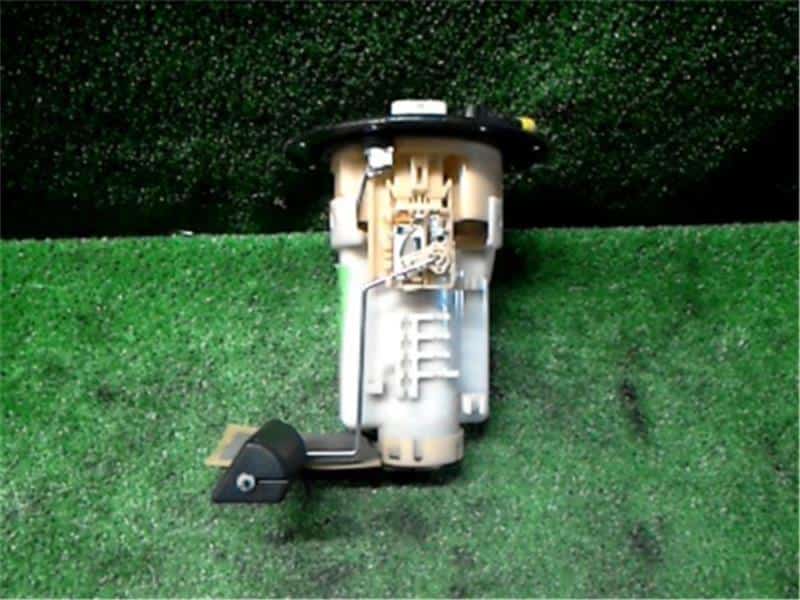 [Used]Fuel Pump TOYOTA Noah 2004 CBA-AZR60G - BE FORWARD Auto Parts