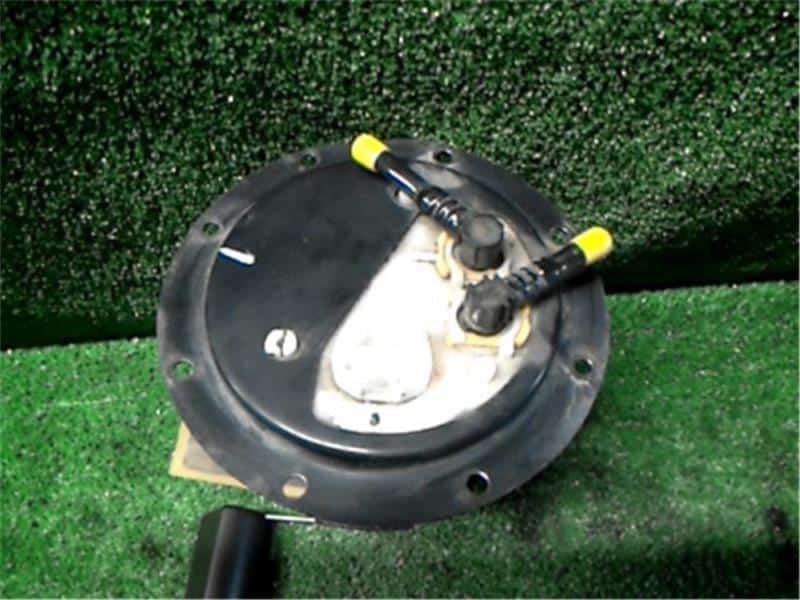 [Used]Fuel Pump TOYOTA Noah 2004 CBA-AZR60G - BE FORWARD Auto Parts