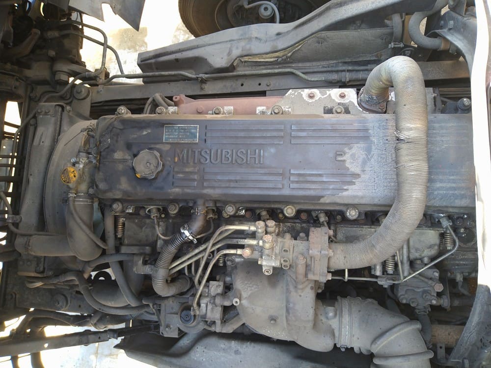[Used]6M61(0A1) Engine Mitsubishi Fuso fighter August, 2003 KK-FK71GG ...