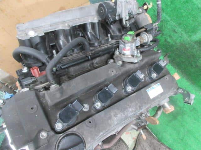 [Used]1AZ-FSE Engine TOYOTA Voxy 2005 DBA-AZR60G 1900028330 - BE FORWARD Auto Parts
