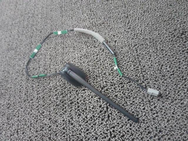 [Used]Antenna NISSAN Note 2022 6AA-E13 282086XJ0A - BE FORWARD Auto Parts