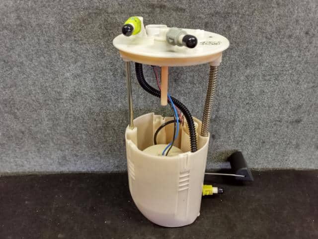 [Used]Fuel Pump SUZUKI Escudo 2007 CBA-TD54W 1510065842 - BE FORWARD ...