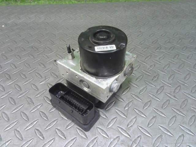 [Used]ABS Actuator MAZDA Axela 2010 DBA-BL5FW BBY2437AZD - BE FORWARD ...