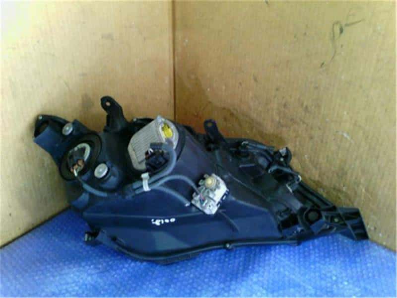 [Used]Left Headlight TOYOTA Corolla Axio 2013 DBA-NZE161 8118512J10 ...