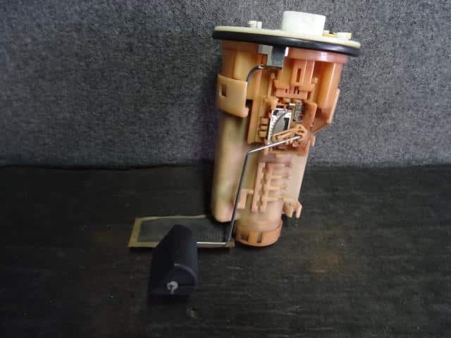 [Used]Fuel Pump TOYOTA Noah 2003 TA-AZR60G 2322128040 - BE FORWARD Auto ...