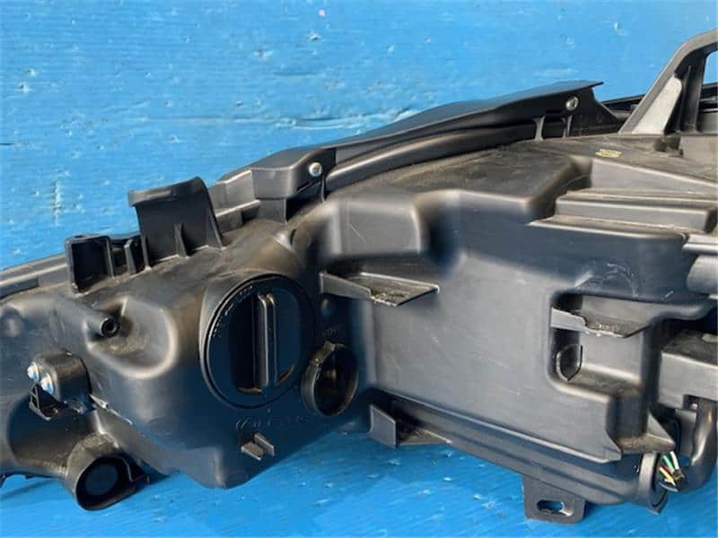 [Used]Right Headlight TOYOTA Lexus ct 2022 6AA-ZWA10 8110576181 - BE ...